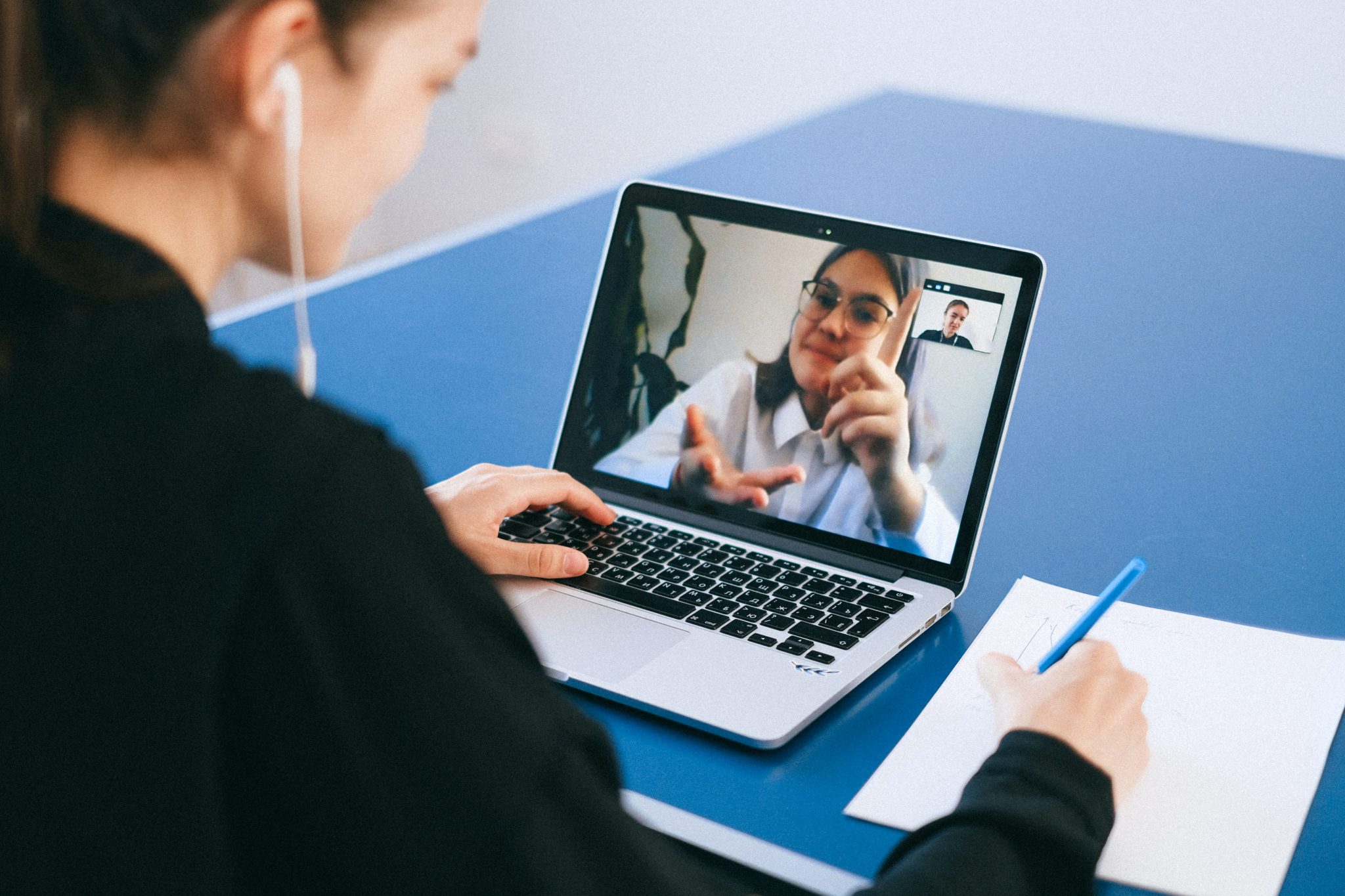How to start tutoring online: a step-by-step guide
